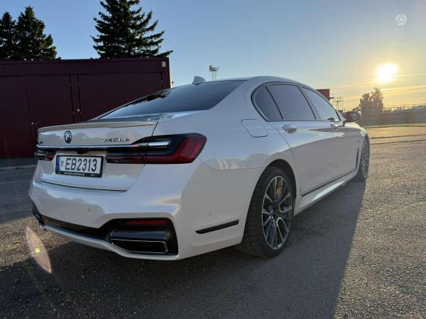 Balts BMW 745 2021 Klaipėda, ar dzinēja tilpumu 3.00 L un nobraukumu 142 tūkst. km par 45000 €, foto 7 vietnē AUTOMOTO.COM.LV