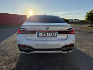 Balts BMW 745 2021 Klaipėda, ar dzinēja tilpumu 3.00 L un nobraukumu 142 tūkst. km par 45000 €, foto 6 vietnē AUTOMOTO.COM.LV