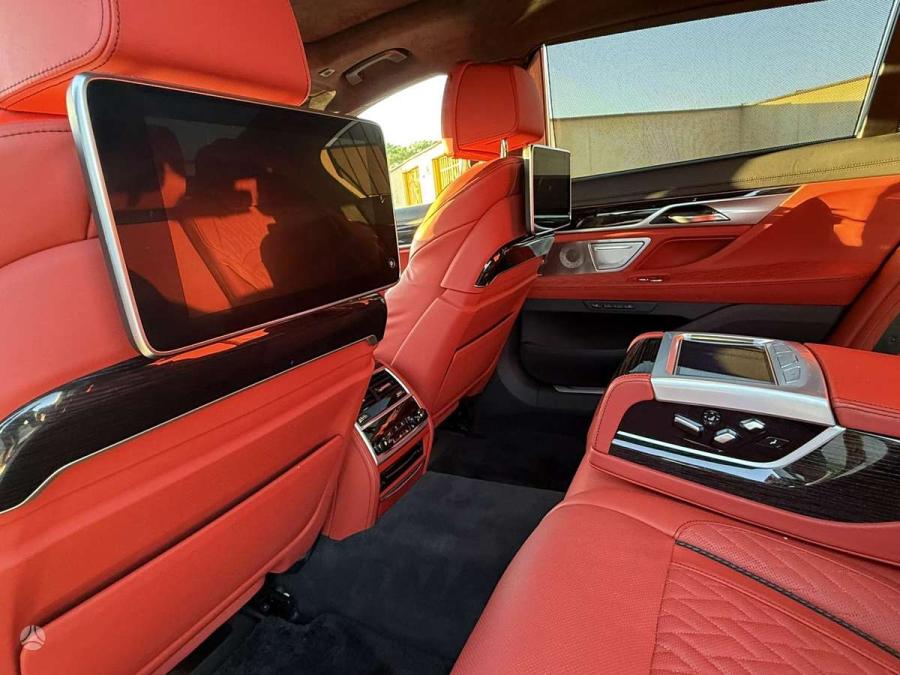 Balts BMW 745 2021 Klaipėda, ar dzinēja tilpumu 3.00 L un nobraukumu 142 tūkst. km par 45000 €, foto 15 vietnē AUTOMOTO.COM.LV
