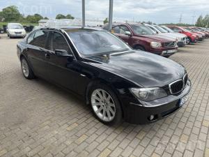 Black BMW 750 2007 in Talsi, with an engine capacity of 5.00 L and mileage of 164 thousand km for 6497 €, photo 5 on AUTOMOTO.COM.LV