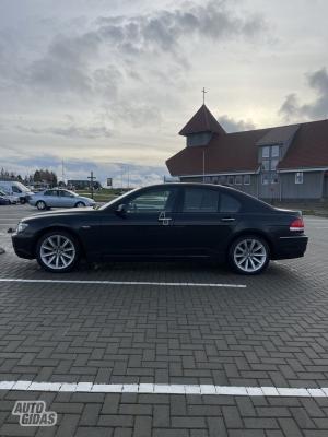 Melns BMW 750 2007 Klaipėda, ar dzinēja tilpumu 4.80 L un nobraukumu 164 tūkst. km par 4650 €, foto 4 vietnē AUTOMOTO.COM.LV