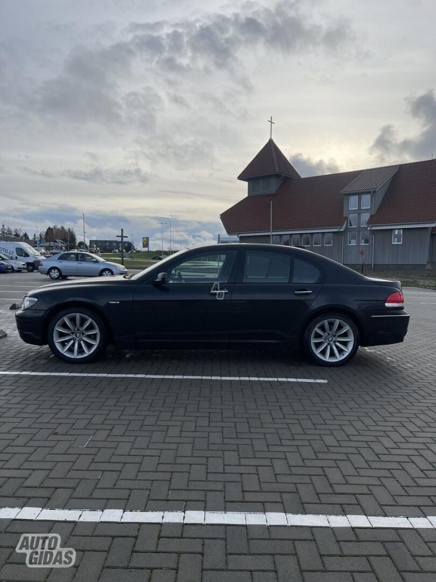 Melns BMW 750 2007 Klaipėda, ar dzinēja tilpumu 4.80 L un nobraukumu 164 tūkst. km par 4650 €, foto 4 vietnē AUTOMOTO.COM.LV
