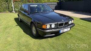 Black BMW 750 1989 in Limbazi, with an engine capacity of 5.00 L and mileage of 247 thousand km for 12800 €, photo 5 on AUTOMOTO.COM.LV