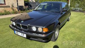 Black BMW 750 1989 in Limbazi, with an engine capacity of 5.00 L and mileage of 247 thousand km for 12800 €, photo 7 on AUTOMOTO.COM.LV