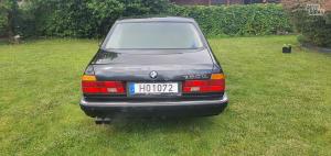 Melns BMW 750 1990 Kauņa, ar dzinēja tilpumu 5.00 L un nobraukumu 270 tūkst. km par 15000 €, foto 3 vietnē AUTOMOTO.COM.LV