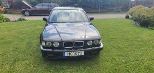 Melns BMW 750 1990 Kauņa, ar dzinēja tilpumu 5.00 L un nobraukumu 270 tūkst. km par 15000 €, foto 6 vietnē AUTOMOTO.COM.LV