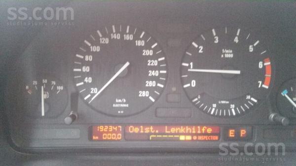 Melns BMW 750 1990 Rīga, ar dzinēja tilpumu 5.00 L un nobraukumu 192 tūkst. km par 10000 €, foto 4 vietnē AUTOMOTO.COM.LV
