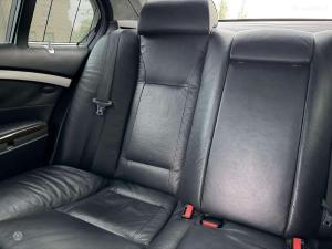 Melns BMW 750 2005 Marijampole, ar dzinēja tilpumu 4.80 L un nobraukumu 299 tūkst. km par 5900 €, foto 3 vietnē AUTOMOTO.COM.LV