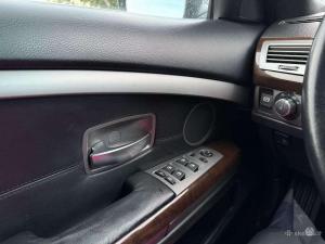 Melns BMW 750 2005 Marijampole, ar dzinēja tilpumu 4.80 L un nobraukumu 299 tūkst. km par 5900 €, foto 5 vietnē AUTOMOTO.COM.LV