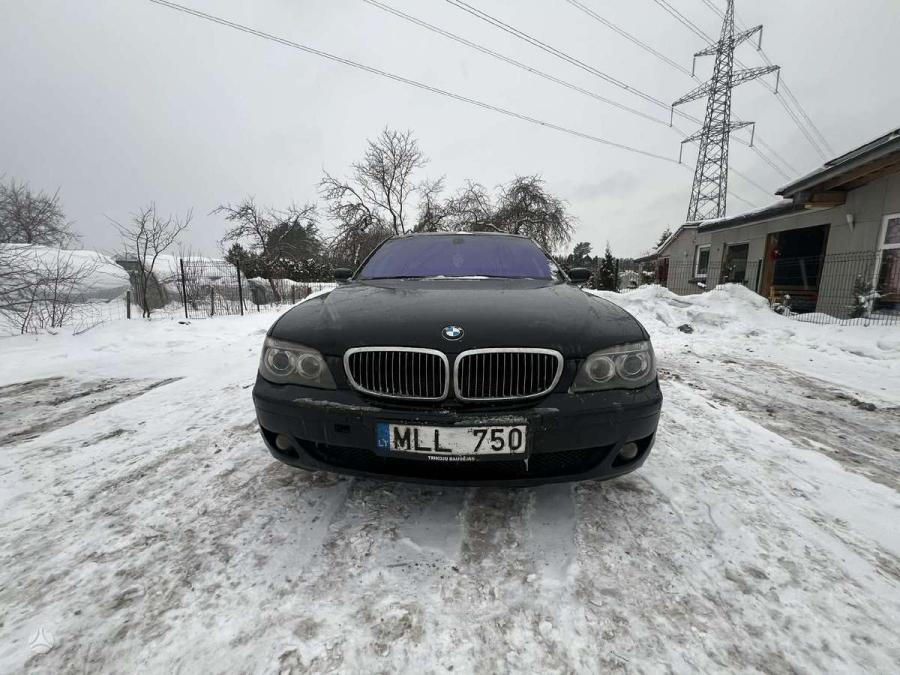 Melns BMW 750 2006 Trakai, ar dzinēja tilpumu 4.80 L un nobraukumu 180 tūkst. km par 5000 €, foto 2 vietnē AUTOMOTO.COM.LV