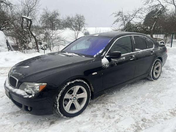 Black BMW 750 2006 in Trakai, with an engine capacity of 4.80 L and mileage of 180 thousand km for 5000 €, photo 6 on AUTOMOTO.COM.LV
