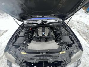 Melns BMW 750 2006 Trakai, ar dzinēja tilpumu 4.80 L un nobraukumu 180 tūkst. km par 5000 €, foto 7 vietnē AUTOMOTO.COM.LV