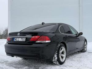 Black BMW 750 2006 in Vilnius, with an engine capacity of 4.80 L and mileage of 181 thousand km for 4200 €, photo 5 on AUTOMOTO.COM.LV