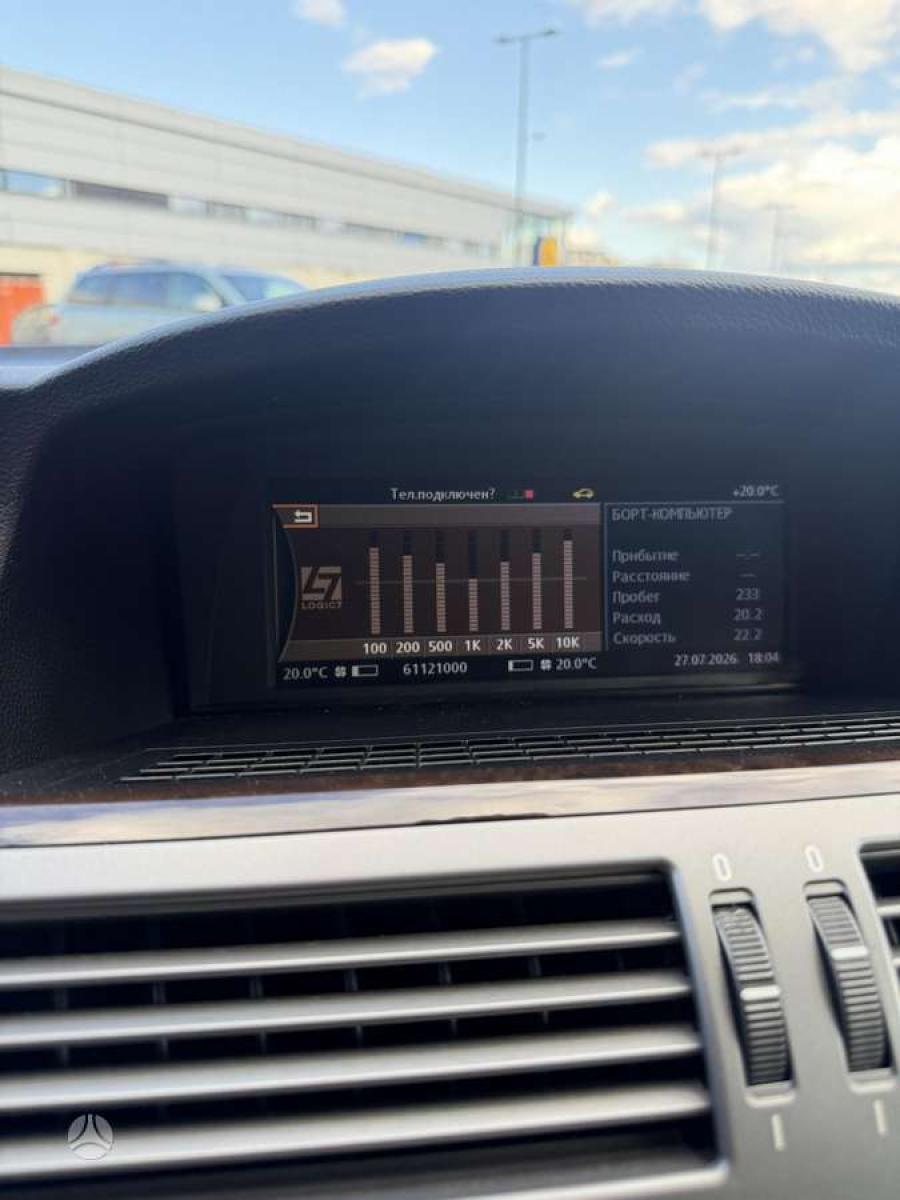Black BMW 750 2008 in Vilnius, with an engine capacity of 4.80 L and mileage of 190 thousand km for 5700 €, photo 13 on AUTOMOTO.COM.LV
