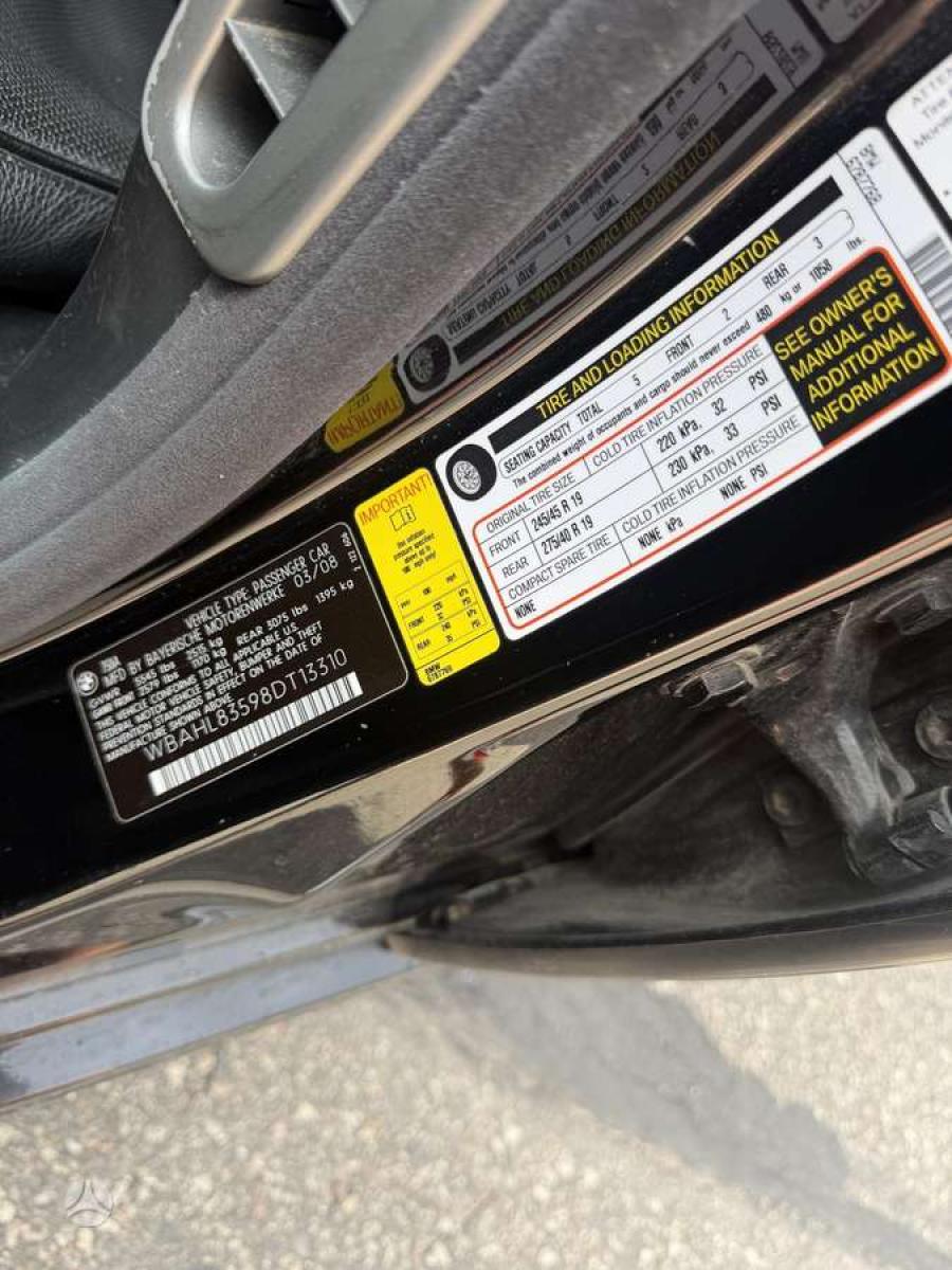 Black BMW 750 2008 in Vilnius, with an engine capacity of 4.80 L and mileage of 190 thousand km for 5700 €, photo 24 on AUTOMOTO.COM.LV