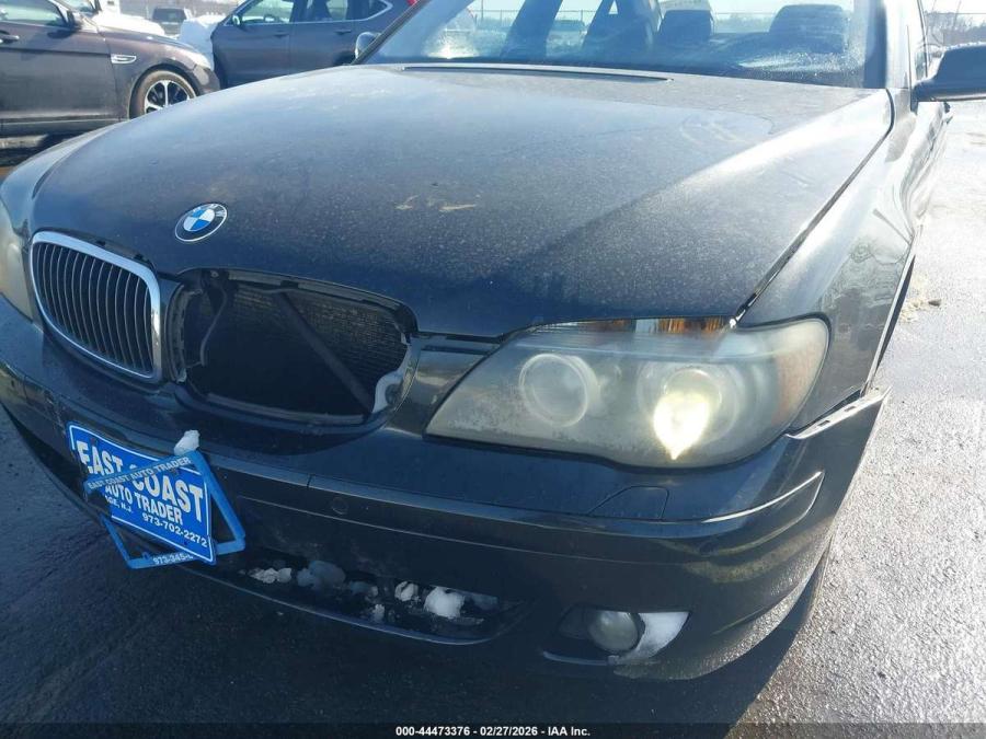 Black BMW 750 2008 in Klaipeda, with an engine capacity of 4.80 L and mileage of 171 thousand km for 4900 €, photo 12 on AUTOMOTO.COM.LV
