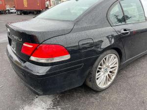 Black BMW 750 2008 in Klaipeda, with an engine capacity of 4.80 L and mileage of 171 thousand km for 4900 €, photo 20 on AUTOMOTO.COM.LV