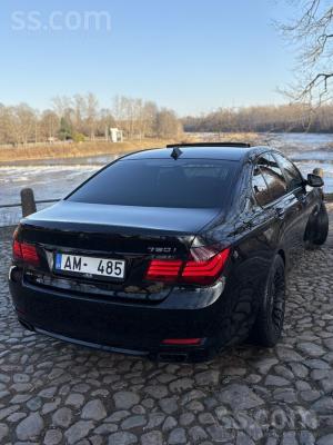 Melns BMW 750 2009 Kuldīga, ar dzinēja tilpumu 4.40 L un nobraukumu 0 tūkst. km par 9990 €, foto 7 vietnē AUTOMOTO.COM.LV