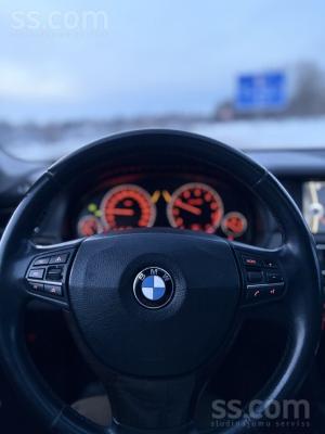 Melns BMW 750 2009 Kuldīga, ar dzinēja tilpumu 4.40 L un nobraukumu 0 tūkst. km par 9990 €, foto 15 vietnē AUTOMOTO.COM.LV