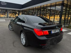 Melns BMW 750 2009 Kauņa, ar dzinēja tilpumu 4.40 L un nobraukumu 0 tūkst. km par 5500 €, foto 3 vietnē AUTOMOTO.COM.LV