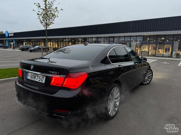 Melns BMW 750 2009 Kauņa, ar dzinēja tilpumu 4.40 L un nobraukumu 0 tūkst. km par 5500 €, foto 5 vietnē AUTOMOTO.COM.LV