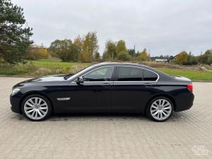 Melns BMW 750 2009 Kauņa, ar dzinēja tilpumu 4.40 L un nobraukumu 0 tūkst. km par 5500 €, foto 10 vietnē AUTOMOTO.COM.LV