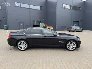 Melns BMW 750 2009 Kauņa, ar dzinēja tilpumu 4.40 L un nobraukumu 0 tūkst. km par 5500 €, foto 11 vietnē AUTOMOTO.COM.LV