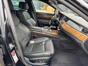Melns BMW 750 2009 Kauņa, ar dzinēja tilpumu 4.40 L un nobraukumu 0 tūkst. km par 5500 €, foto 19 vietnē AUTOMOTO.COM.LV