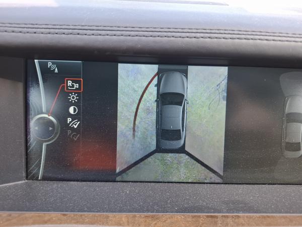 Melns BMW 750 2010 Kerdla, ar dzinēja tilpumu 4.40 L un nobraukumu 324 tūkst. km par 6000 €, foto 10 vietnē AUTOMOTO.COM.LV