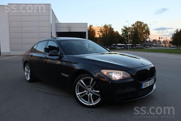 Melns BMW 750 2011 Rīga, ar dzinēja tilpumu 4.40 L un nobraukumu 175 tūkst. km par 14900 €, foto 3 vietnē AUTOMOTO.COM.LV