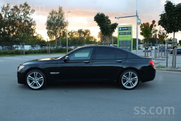 Melns BMW 750 2011 Rīga, ar dzinēja tilpumu 4.40 L un nobraukumu 175 tūkst. km par 14900 €, foto 4 vietnē AUTOMOTO.COM.LV