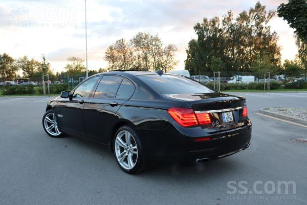 Melns BMW 750 2011 Rīga, ar dzinēja tilpumu 4.40 L un nobraukumu 175 tūkst. km par 14900 €, foto 6 vietnē AUTOMOTO.COM.LV