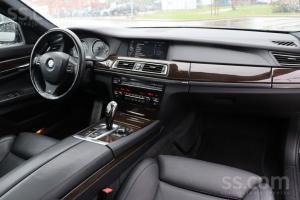 Melns BMW 750 2011 Rīga, ar dzinēja tilpumu 4.40 L un nobraukumu 175 tūkst. km par 14900 €, foto 10 vietnē AUTOMOTO.COM.LV