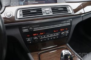 Melns BMW 750 2011 Rīga, ar dzinēja tilpumu 4.40 L un nobraukumu 175 tūkst. km par 14900 €, foto 21 vietnē AUTOMOTO.COM.LV