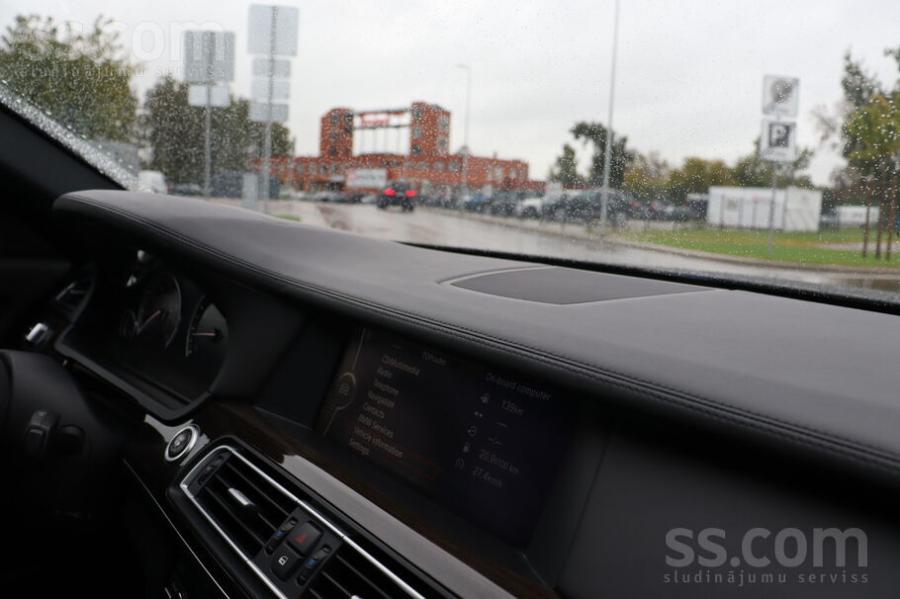 Melns BMW 750 2011 Rīga, ar dzinēja tilpumu 4.40 L un nobraukumu 175 tūkst. km par 14900 €, foto 25 vietnē AUTOMOTO.COM.LV