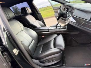 Melns BMW 750 2012 Šauļi, ar dzinēja tilpumu 4.40 L un nobraukumu 247 tūkst. km par 6300 €, foto 20 vietnē AUTOMOTO.COM.LV