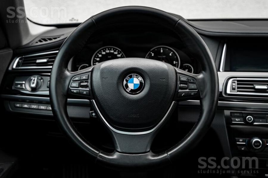 Melns BMW 750 2013 Rīga, ar dzinēja tilpumu 3.00 L un nobraukumu 0 tūkst. km par 35000 €, foto 20 vietnē AUTOMOTO.COM.LV