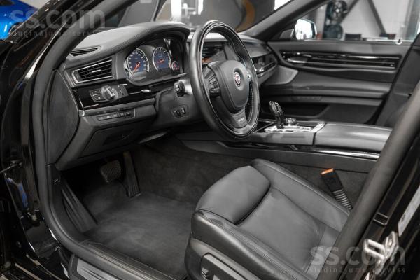 Черный БМВ 750 2013 в Рига, объемом двигателя 4.40 л и пробегом 210 тыс. км за 33000 €, фото 9 на AUTOMOTO.COM.LV