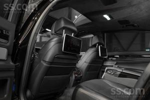 Melns BMW 750 2013 Rīga, ar dzinēja tilpumu 4.40 L un nobraukumu 210 tūkst. km par 33000 €, foto 14 vietnē AUTOMOTO.COM.LV