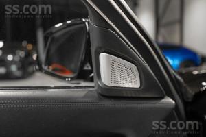 Melns BMW 750 2013 Rīga, ar dzinēja tilpumu 4.40 L un nobraukumu 210 tūkst. km par 33000 €, foto 16 vietnē AUTOMOTO.COM.LV
