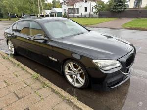 Черный БМВ 750 2013 в Вильнюс, объемом двигателя 4.40 л и пробегом 195 тыс. км за 4200 €, фото 4 на AUTOMOTO.COM.LV