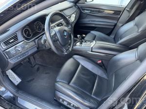 Melns BMW 750 2014 Rīga, ar dzinēja tilpumu 4.40 L un nobraukumu 180 tūkst. km par 12700 €, foto 5 vietnē AUTOMOTO.COM.LV
