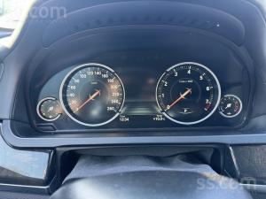 Melns BMW 750 2014 Rīga, ar dzinēja tilpumu 4.40 L un nobraukumu 180 tūkst. km par 12700 €, foto 12 vietnē AUTOMOTO.COM.LV