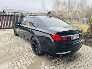 Черный БМВ 750 2014 в Рига, объемом двигателя 3.00 л и пробегом 291 тыс. км за 13900 €, фото 7 на AUTOMOTO.COM.LV