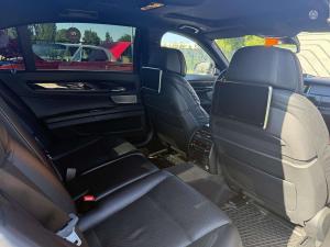 Melns BMW 750 2014 Klaipėda, ar dzinēja tilpumu 2.99 L un nobraukumu 200 tūkst. km par 22000 €, foto 9 vietnē AUTOMOTO.COM.LV
