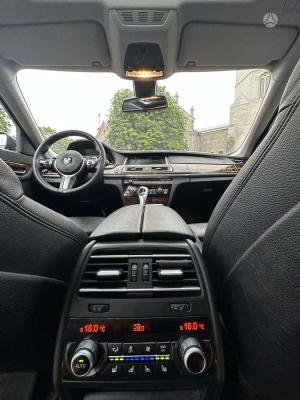 Melns BMW 750 2014 Tallina, ar dzinēja tilpumu 2.99 L un nobraukumu 296 tūkst. km par 12889 €, foto 27 vietnē AUTOMOTO.COM.LV