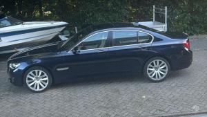 Melns BMW 750 2015 Kauņa, ar dzinēja tilpumu 2.99 L un nobraukumu 124 tūkst. km par 14650 €, foto 7 vietnē AUTOMOTO.COM.LV
