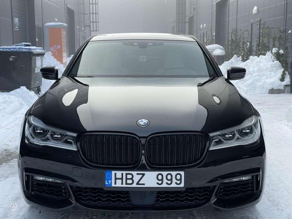 Melns BMW 750 2016 Klaipėda, ar dzinēja tilpumu 4.40 L un nobraukumu 179 tūkst. km par 24000 €, foto 8 vietnē AUTOMOTO.COM.LV