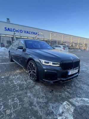 Black BMW 750 2016 in Kedainiai, with an engine capacity of 4.40 L and mileage of 123 thousand km for 27000 €, photo  on AUTOMOTO.COM.LV