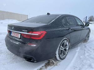 Melns BMW 750 2016 Šauļi, ar dzinēja tilpumu 4.40 L un nobraukumu 184 tūkst. km par 23000 €, foto 5 vietnē AUTOMOTO.COM.LV